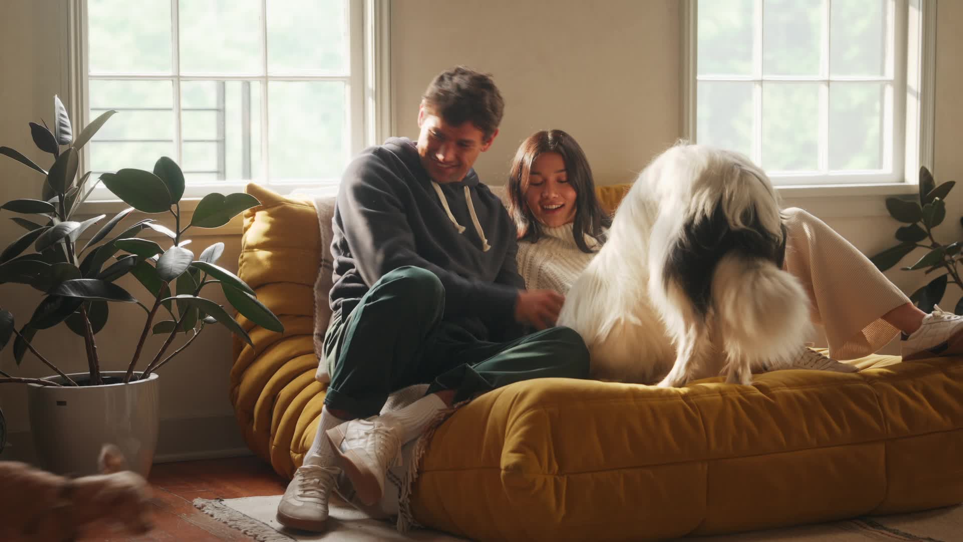 Watch R_CH_23D_SHOT-040_Dec_VLM_PBuc_C38049_16x9_15sec | Streamable