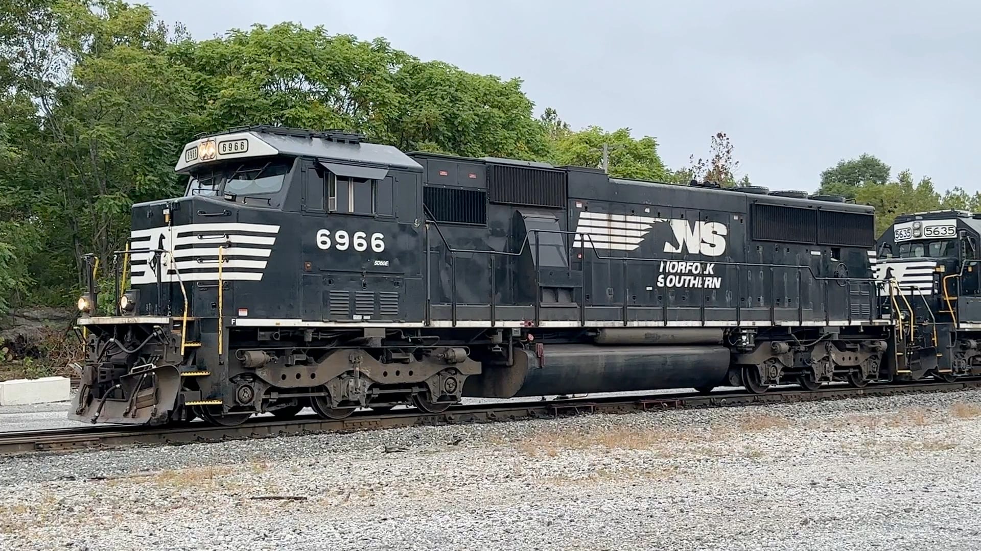 Watch HiDef: Norfolk Southern C23 At Clark Street!-(9/25/2023!) | Streamable