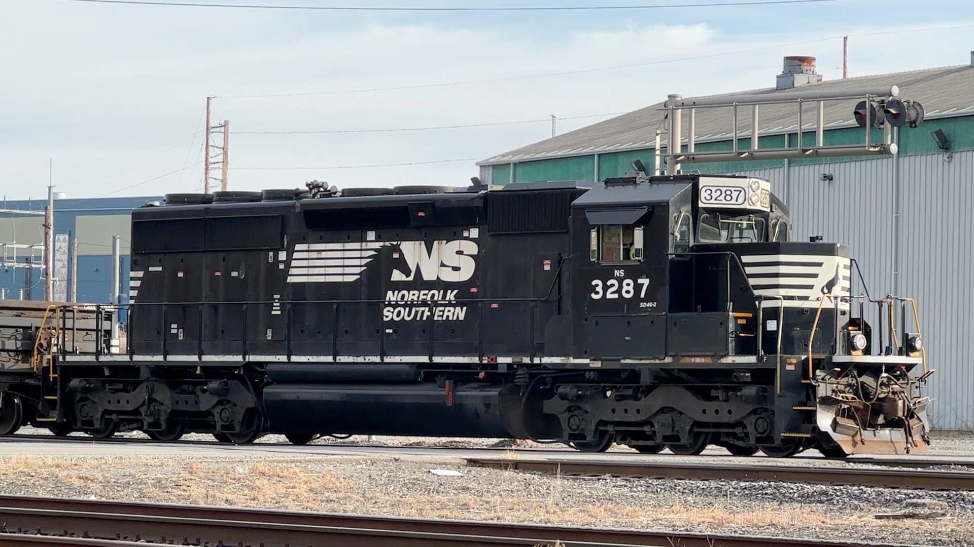 Watch HiDef: Norfolk Southern C23 At Clark Street!-(12/5/2022 ...