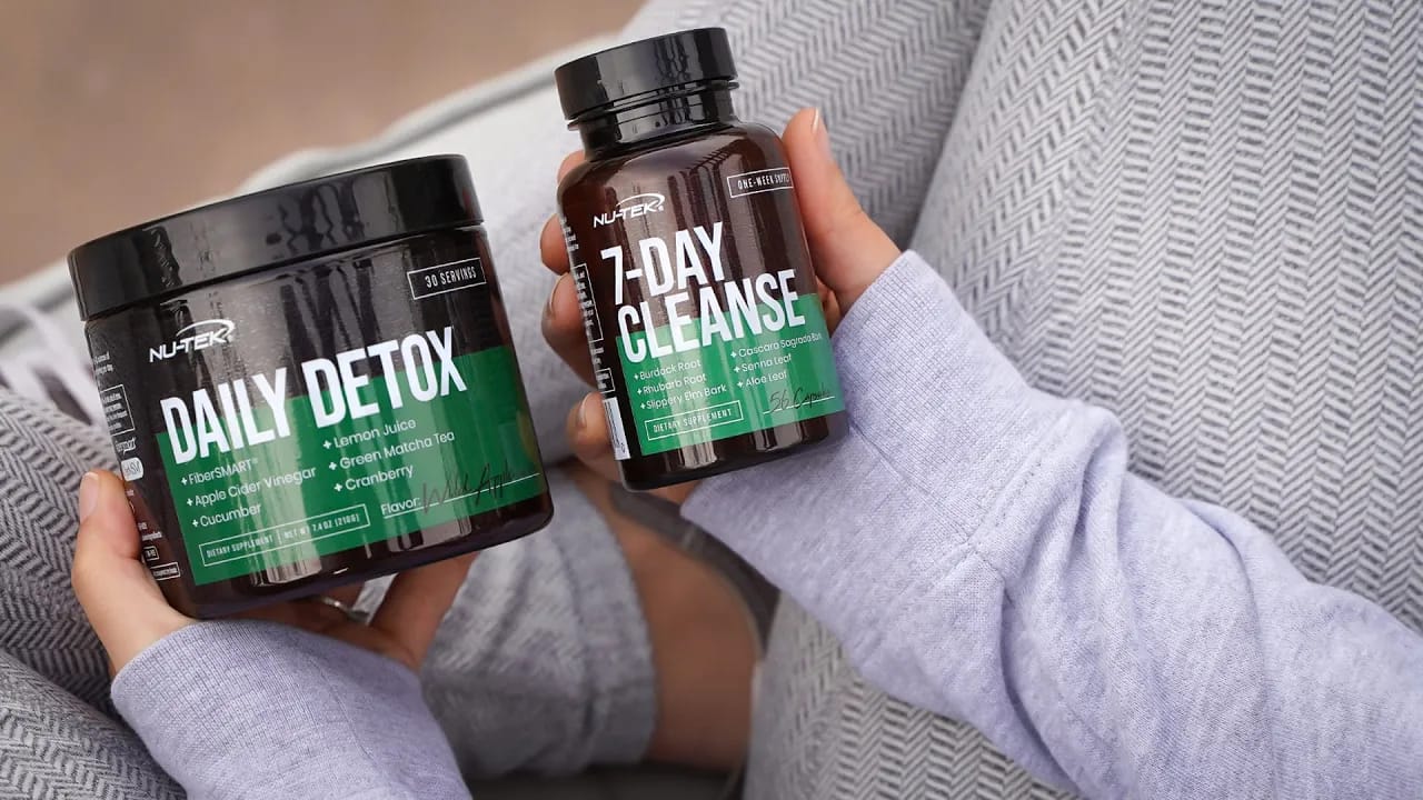 Daily Detox & 7-Day Cleanse