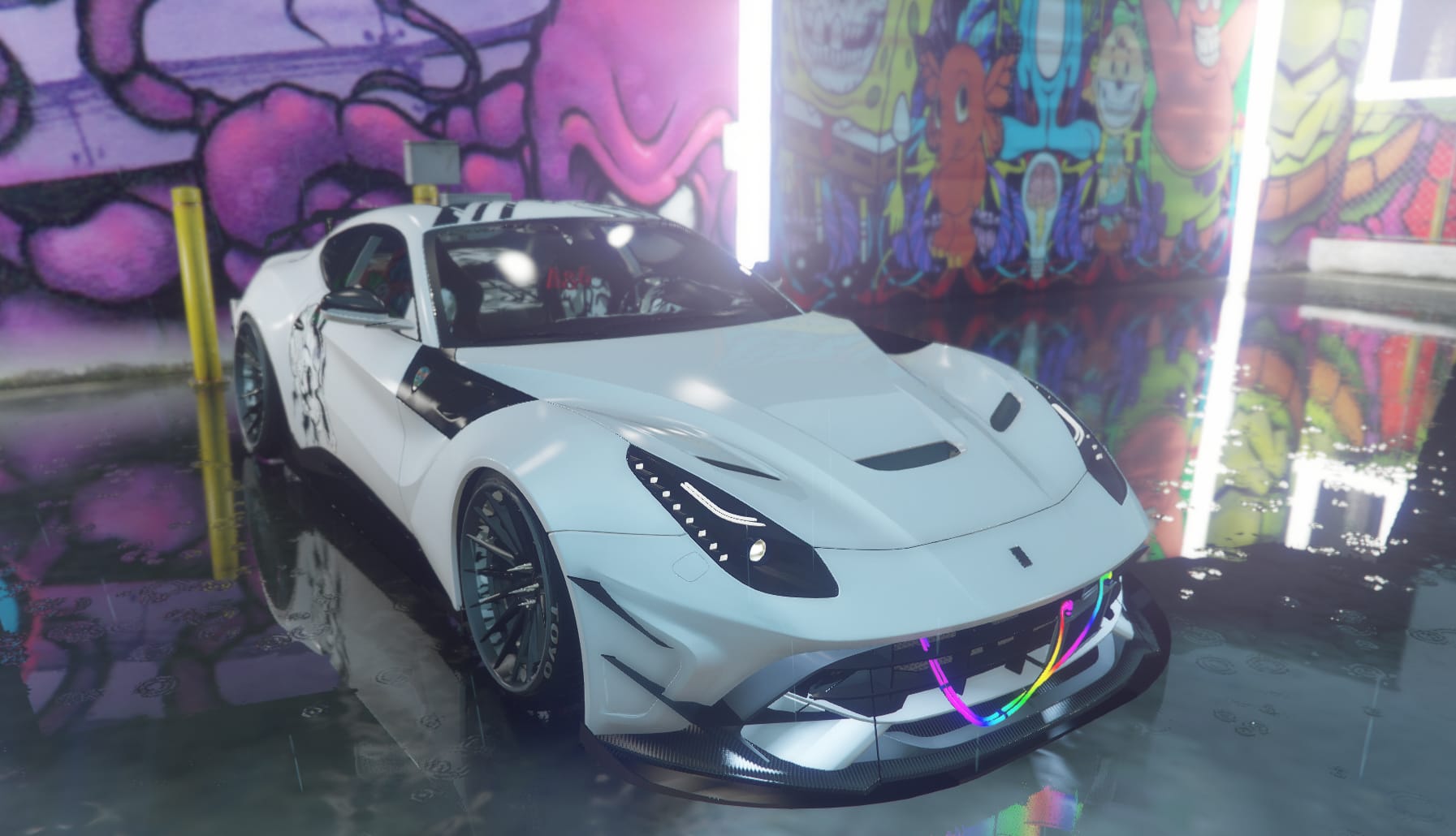 Ferrari Berlinetta SF12 Dinamic & RGB