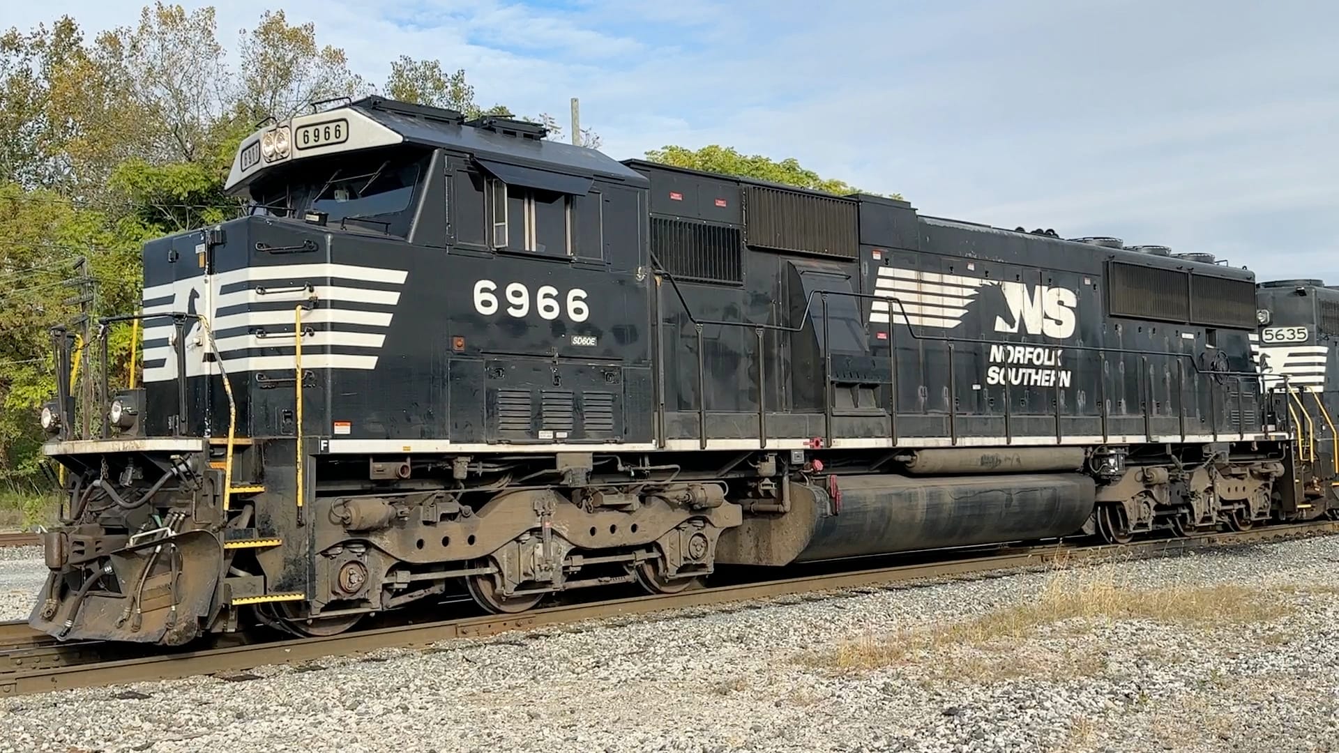 Watch HiDef: Norfolk Southern C23 At Clark Street!-(10/11/2023!) | Streamable