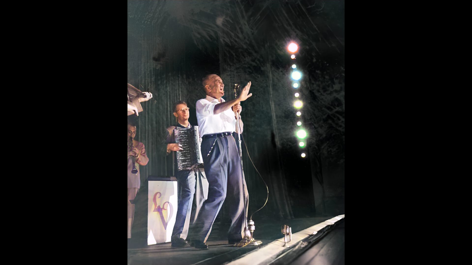 Watch Al Jolson - Way Down Yonder in New Orleans - Unreleased Version ...