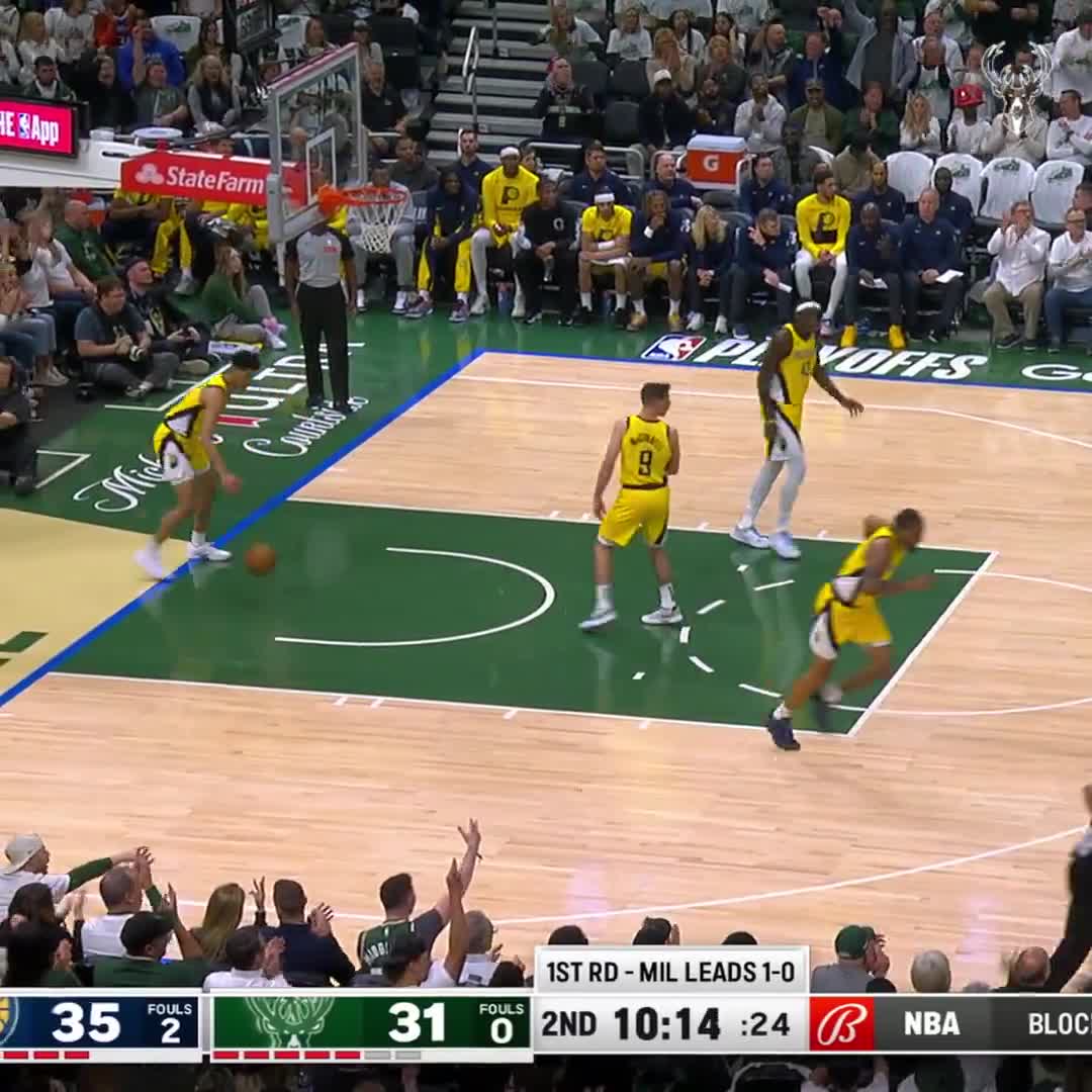 Watch [Highlight] Dame takes a bad shot for 3. That's 20 points in 12 ...