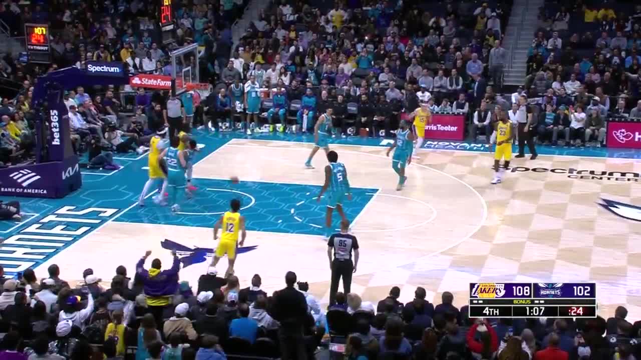 Watch DFS dunks on Miles Bridges | Streamable