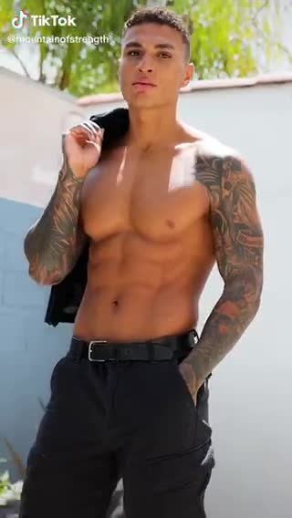 Watch Aaron Gage | Streamable