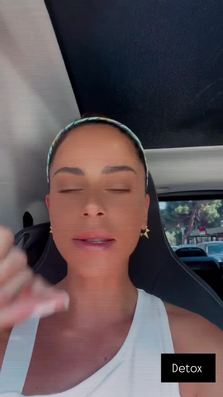 Watch Μαρία Αντωνά: Έκανε αποτοξίνωση και έδειξε το αποτέλεσμα στους ακολούθους της στο ...