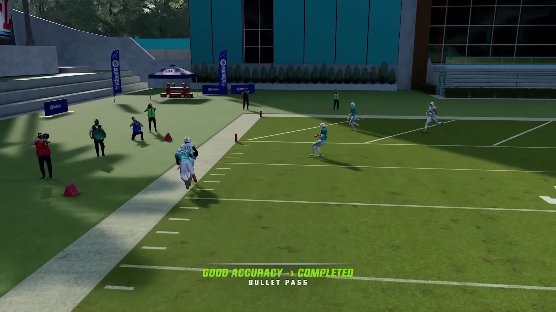 M24 Ace's Miami - Dolphins Option #2 (Gun Split Close)