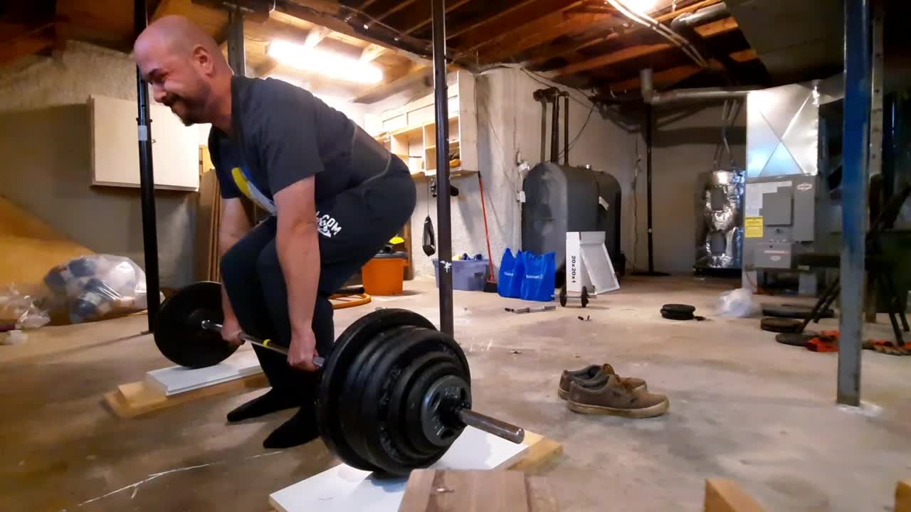 271.5 lbs Deadlift PR