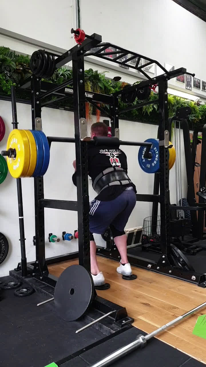 05-06-2022 160kg SSB squat set 3