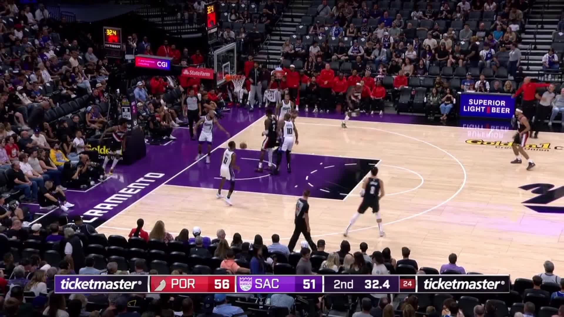 Watch Scoot scores on two drives, then gets the steal and dunks it | Streamable