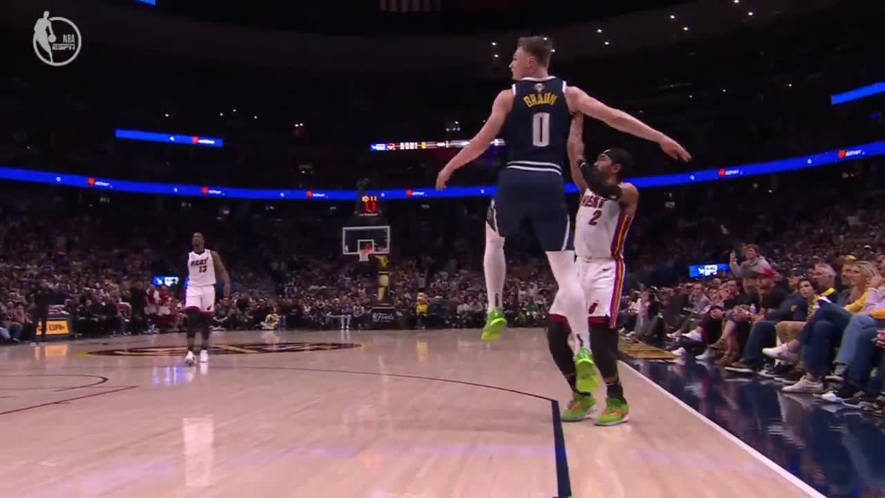 [Highlight] Gabe Vincent gives Christian Braun a look after giving ...