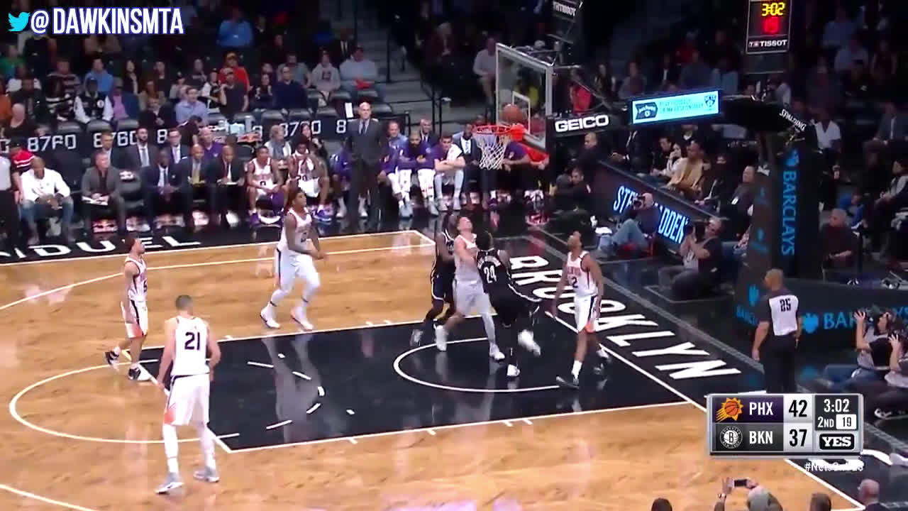 Watch 37 seconds of D'Angelo Russell's highlights against the Suns | Streamable