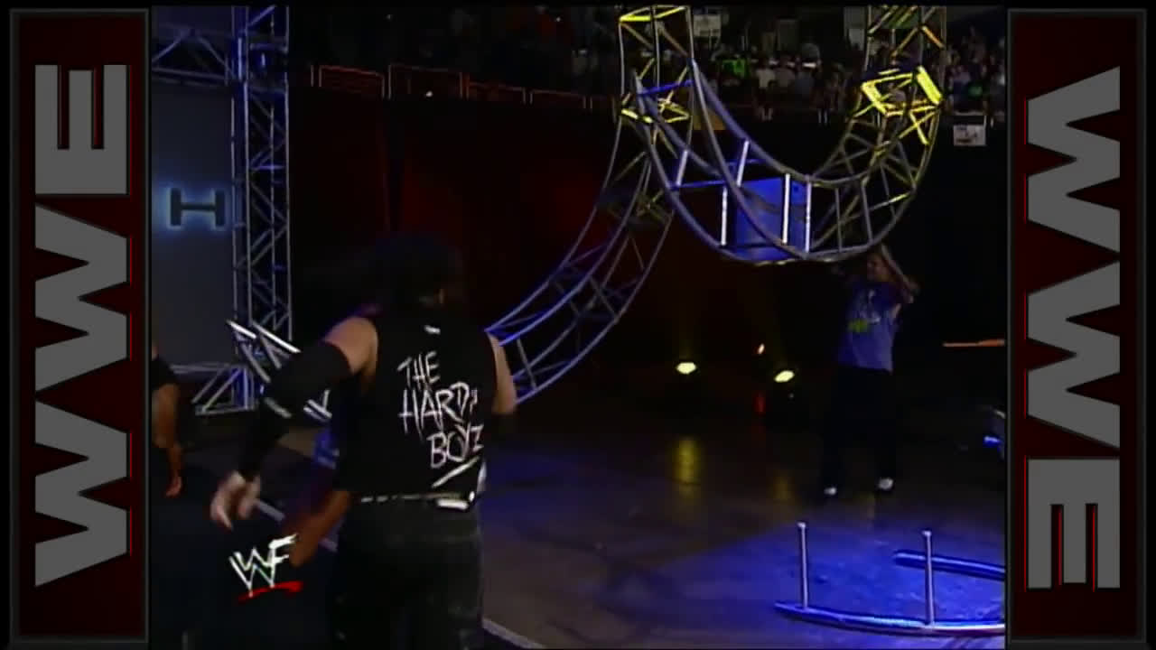 Backlash 2000 Hardcore match