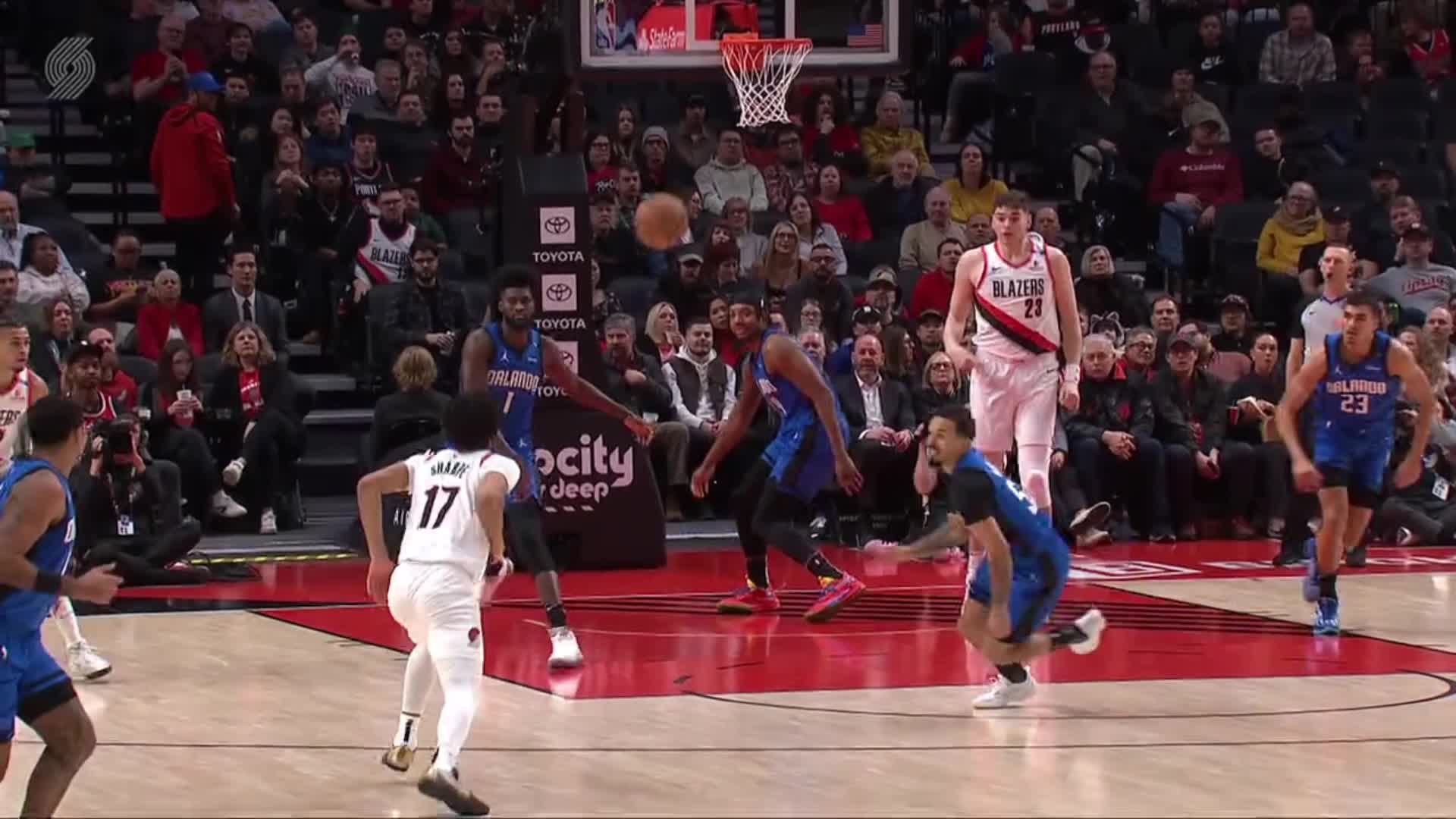 Watch Anthony Dives At Sharpes Legs | Streamable