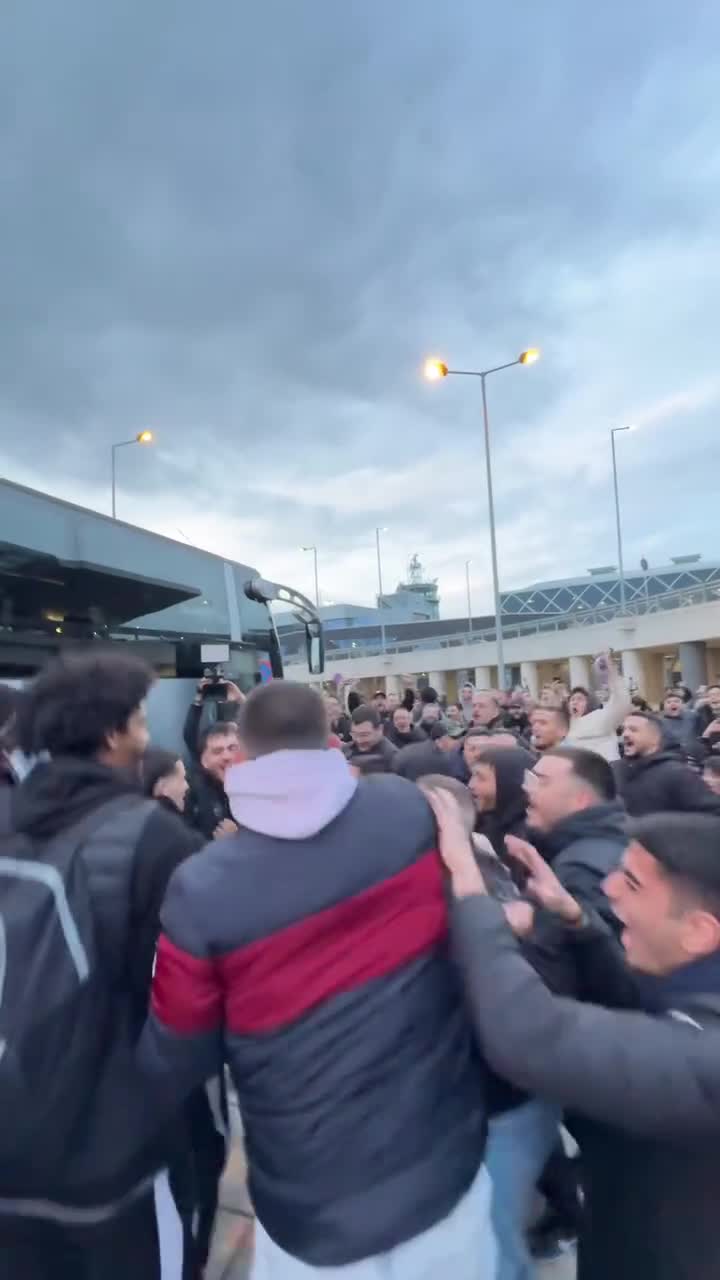 Watch 60,9 χιλ. ακόλουθοι's2025-4-3-8.48.384 story | Streamable