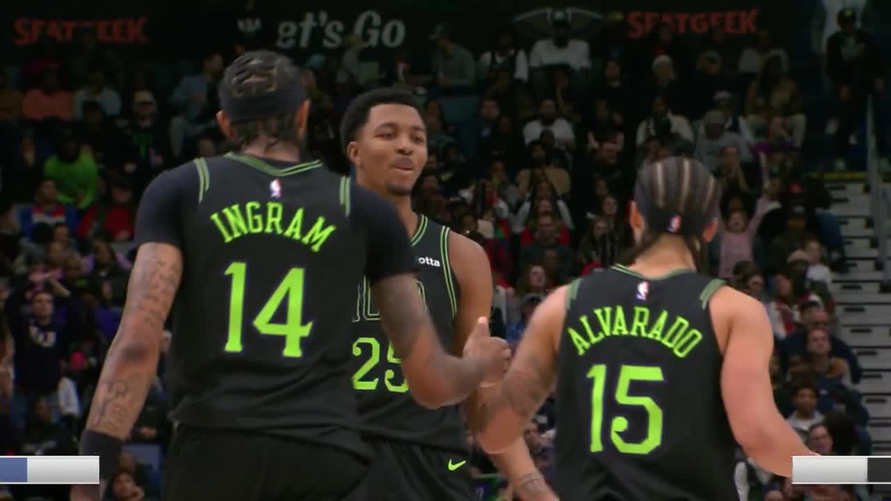 Cross court pass from BI to Trey Murphy III for the 3.mp4