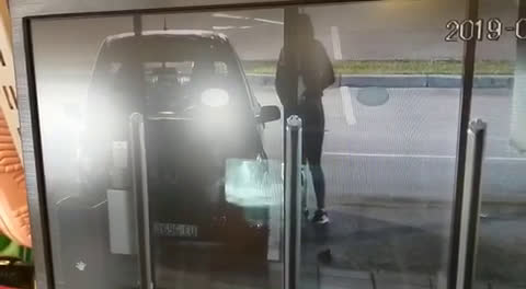 Croatian street shitter