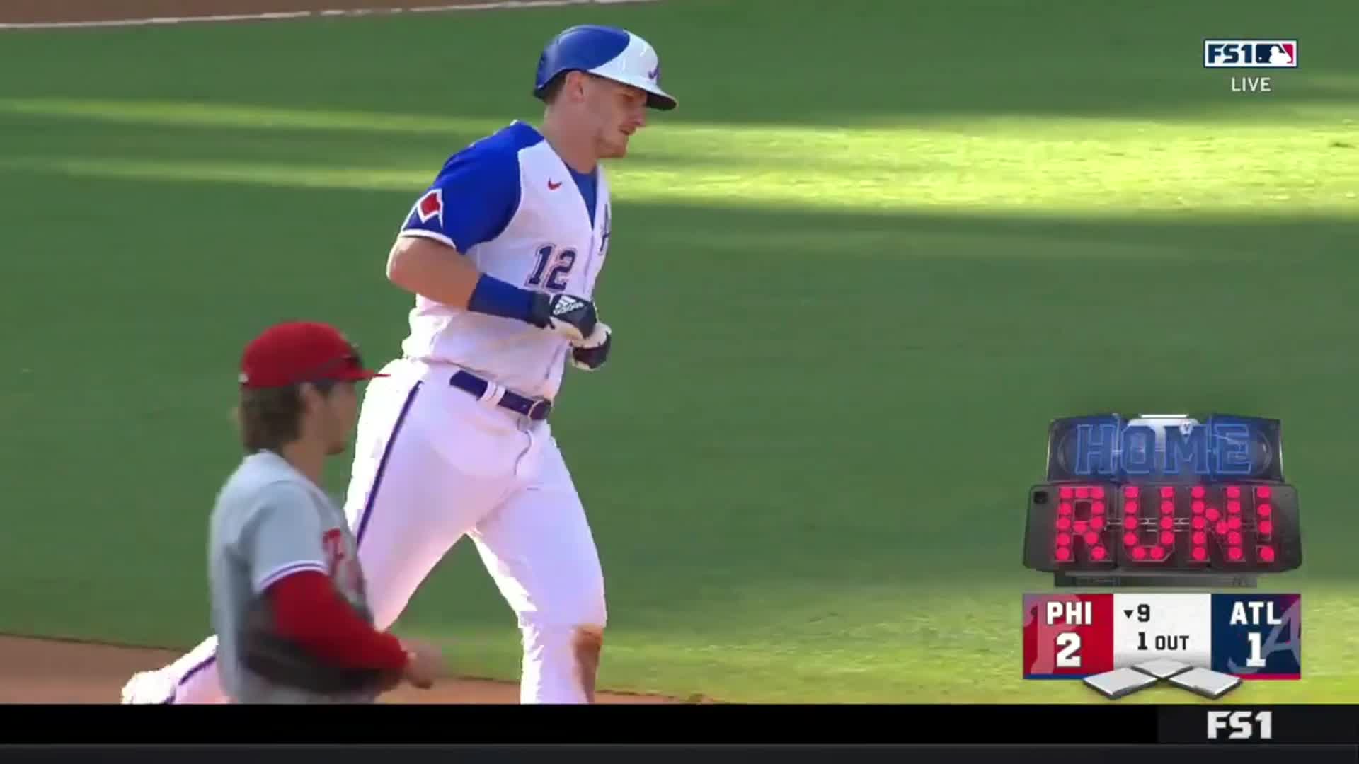 Sean Murphy homers to bring the Braves within a run of the Phillies in ...