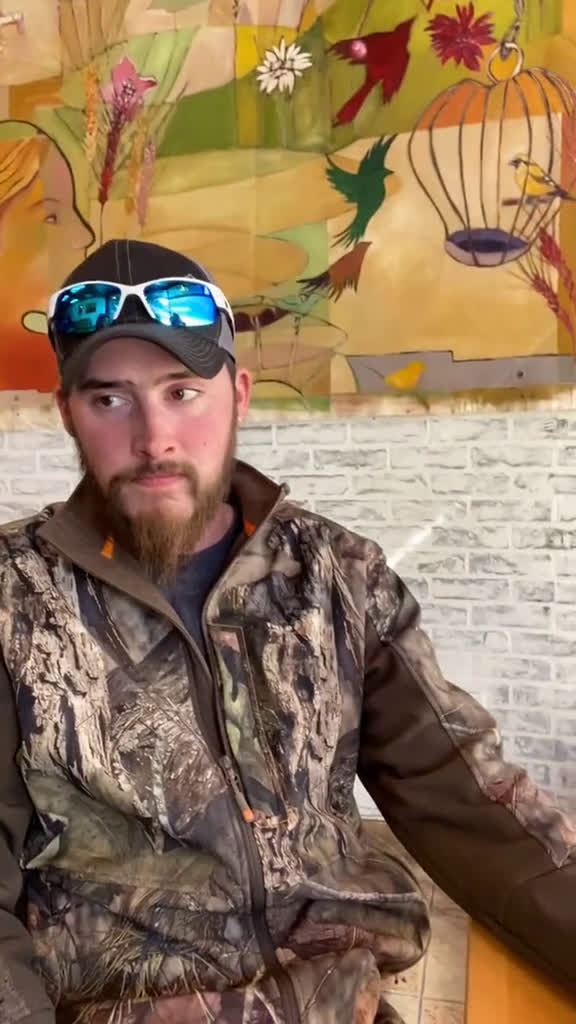 Snaptik_6948006669465013509_autumn-cathey